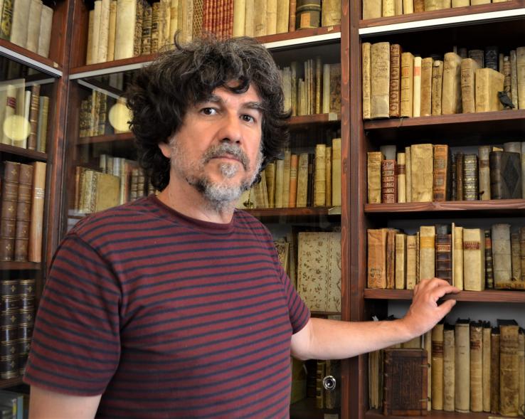 "Try to find global solutions led by an association that represents all ...