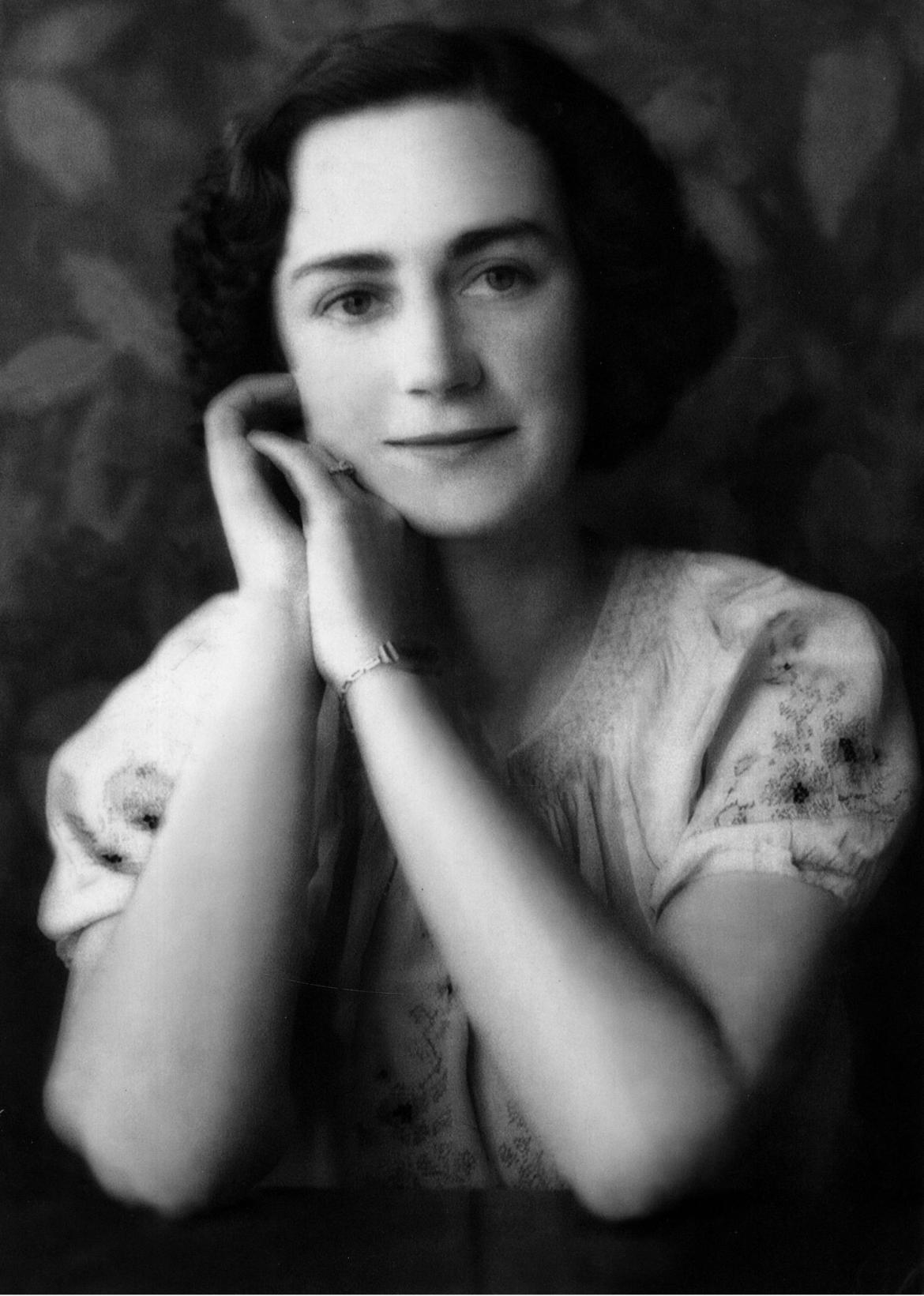 Kay and Muriel Craddock - 50 Years in Business | International League ...