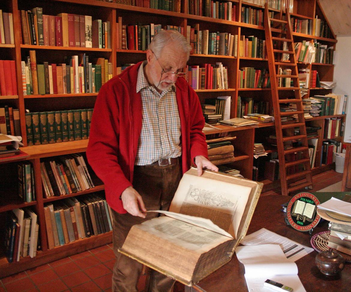 Paul Mills | International League of Antiquarian Booksellers (ILAB)
